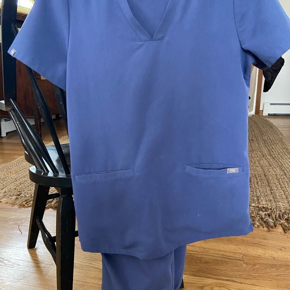 Figs | Other | Figs Sky Blue Xs 2 Pocket Top And S Yola Pants | Poshmark
